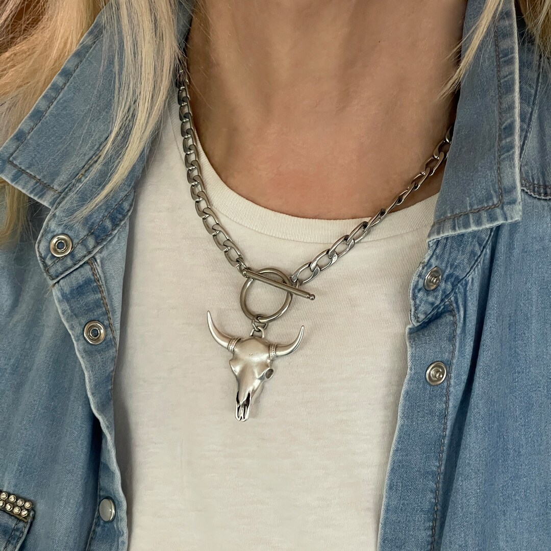 Western Bull Skull Necklace, Cowgirl Jewelry, Chunky Pendant, Longhorn ...