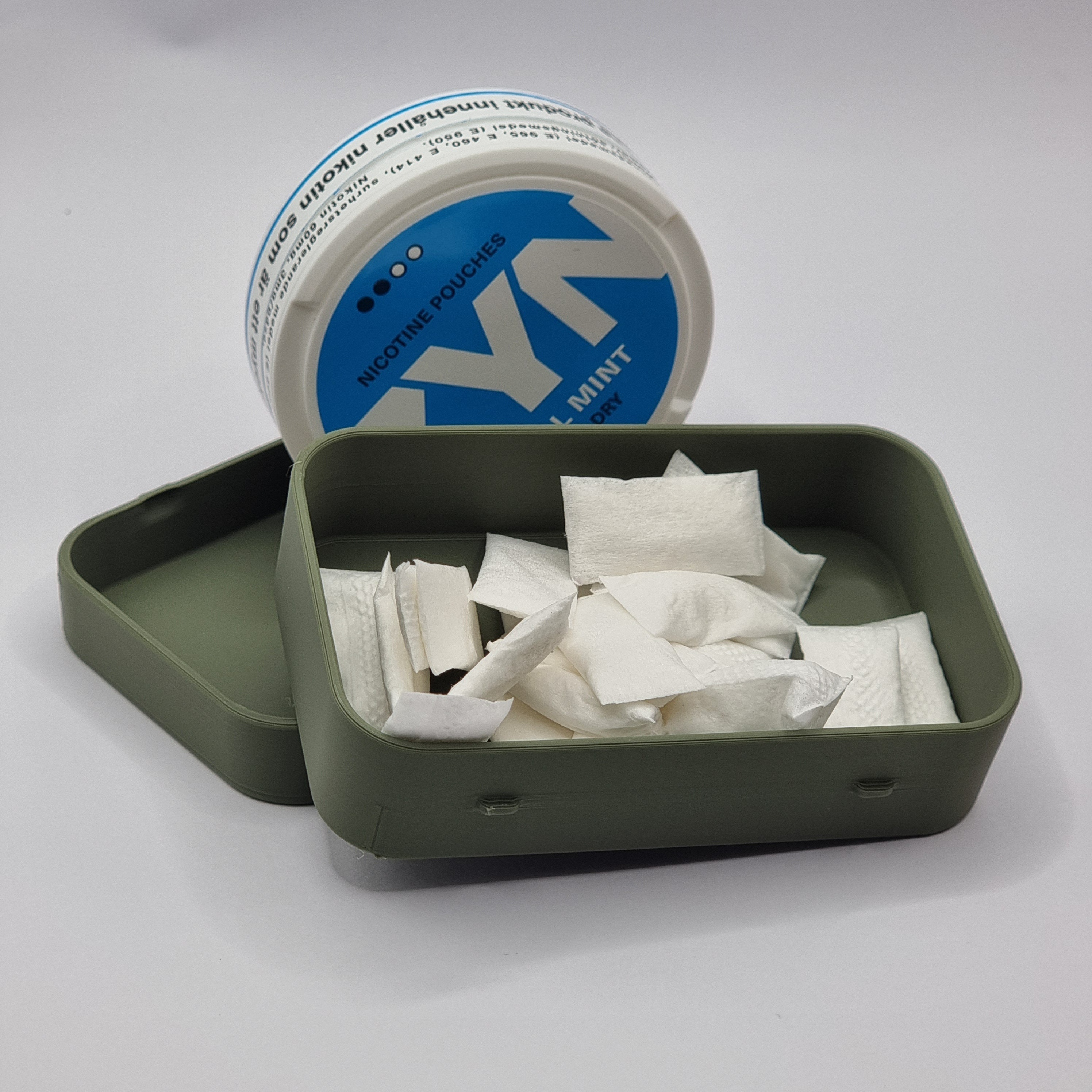 Pouch Keeper Tin - Zyn Pouch 3D Tin Container Compact and Stylish ...