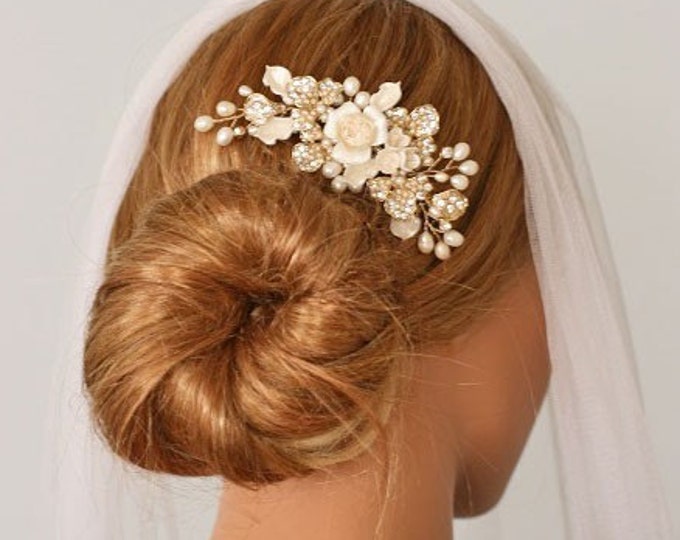 CHELSEA Beaded Rhinestone and Pearl Flower Hair Comb - Etsy