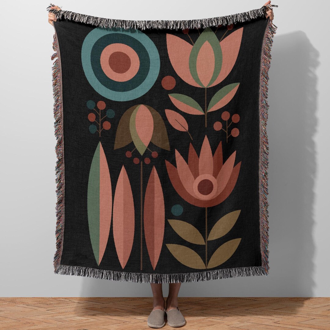 Scandinavian Floral Throw Blanket, Abstract Nordic Folk Art Bedding ...