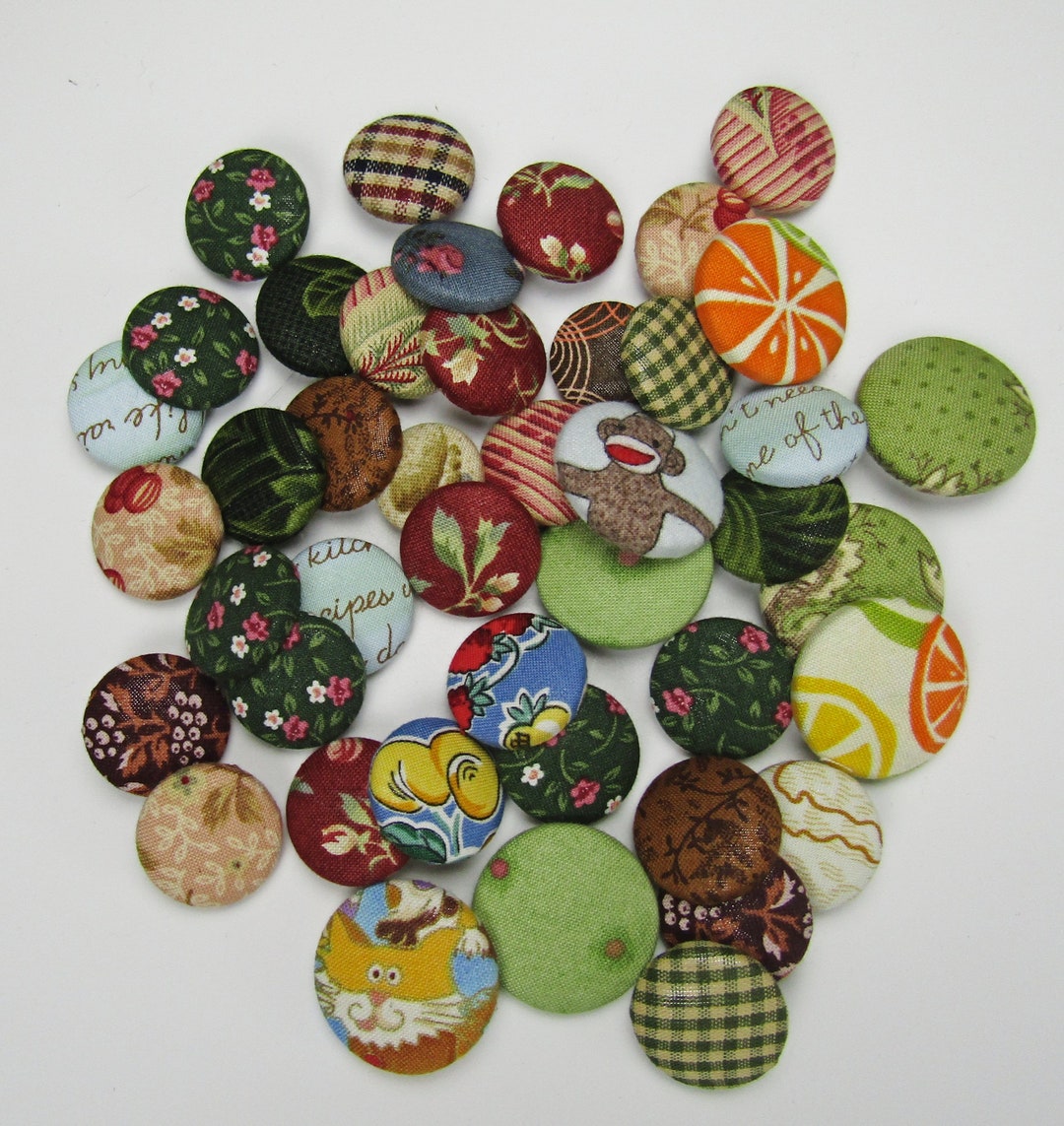 10 Fabric Covered Buttons... 5/8 Inch.. 7/8 Inch.. 1-1/8 Inch...button ...