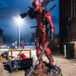 Deadpool Battle-ready Figure Collectible Statue – Handmade With Dynamic ...