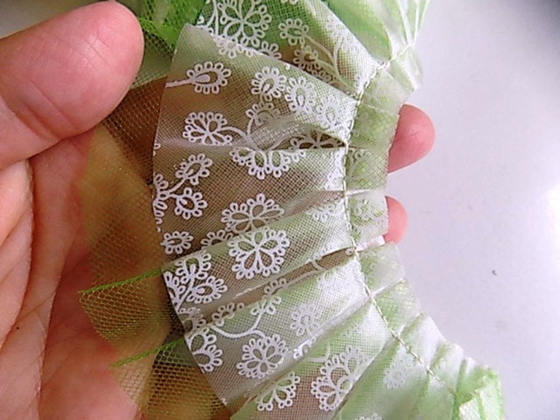 Vintage Plastic and Green Tulle Trim Craft Repurpose - Etsy
