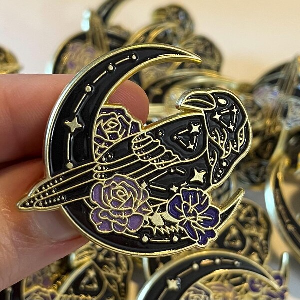 Raven Enamel Pin - Etsy