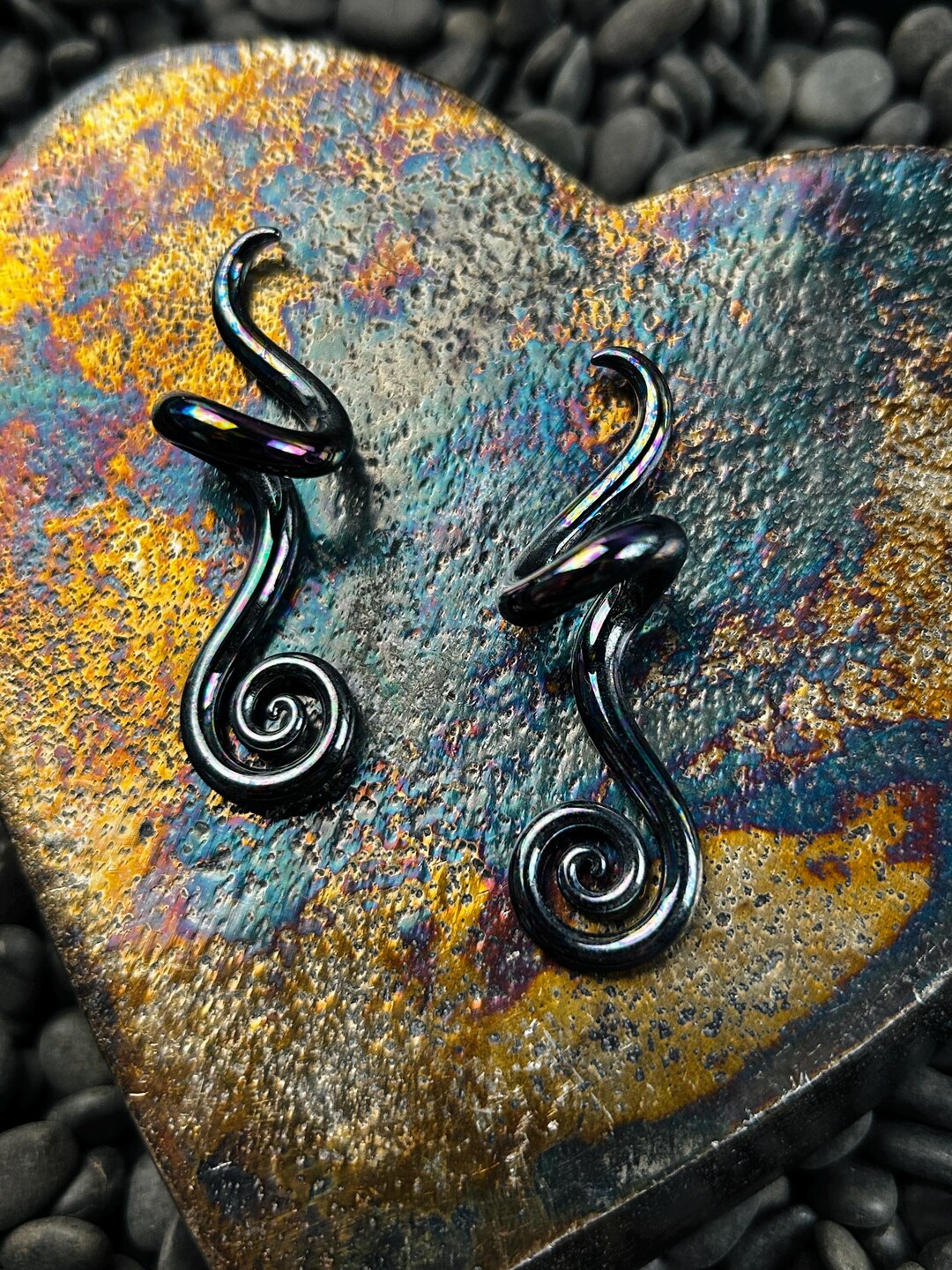 6G oil Slick Raven Mini Drop Spiral Curls Gauged Glass Body Jewelry for Stretched Piercings by ...