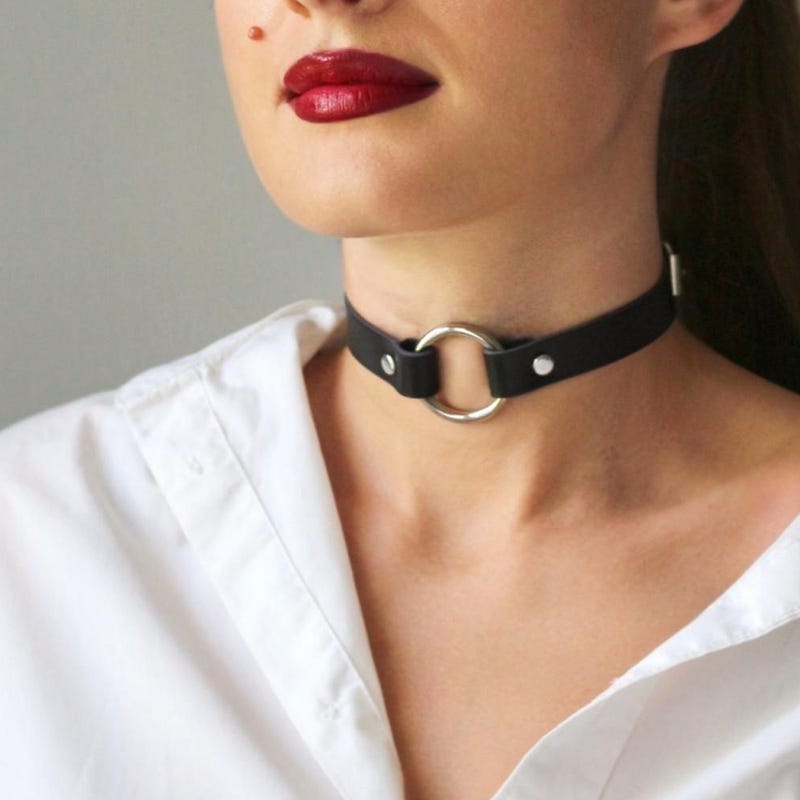 O Ring Collar Black Leather - Etsy