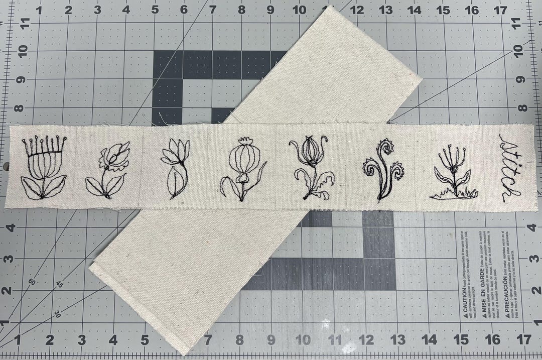 Snippet Roll Base 47x4 With Stitched Flower Strip - Etsy