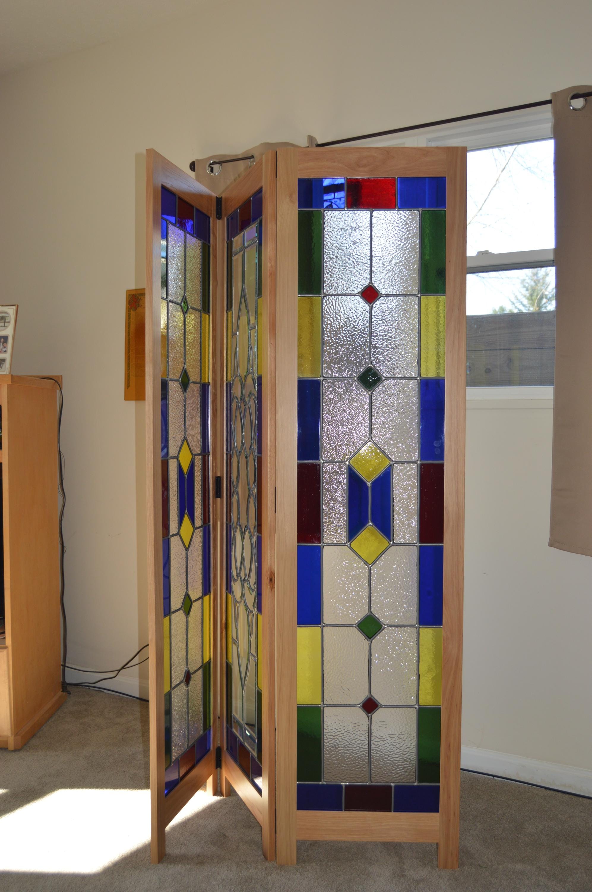 Stained Glass Tri-fold Room Divider/privacy Screen in an Amish Built ...