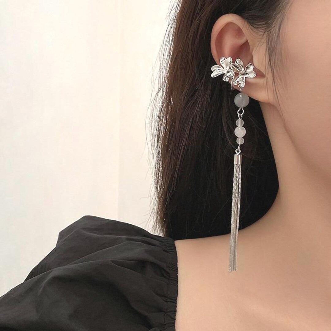 Elegant Flower Tassel Ear Cuff, Dangling Silver Chains & Beads for a ...