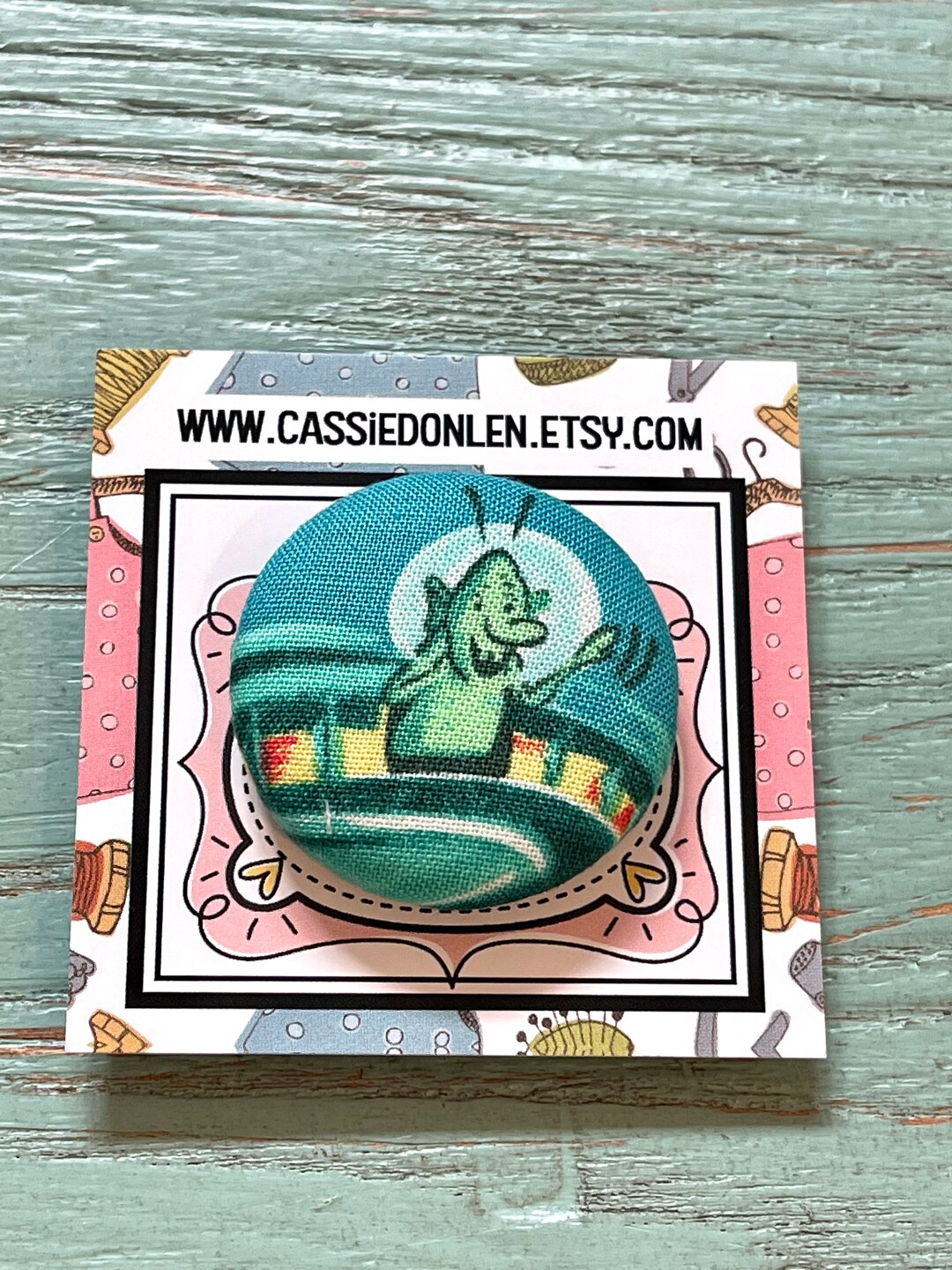 Alien Needle Minder, Needle Nanny, Gift for Quilters Sewists, Cross ...