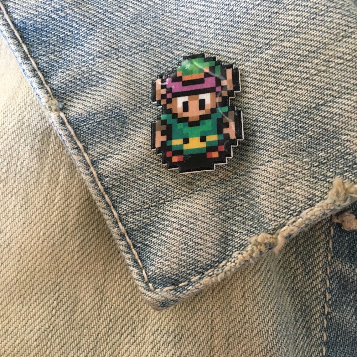 Link to the Past Pin // Link Falling LTTP / Nintendo Hat Pin // Link ...
