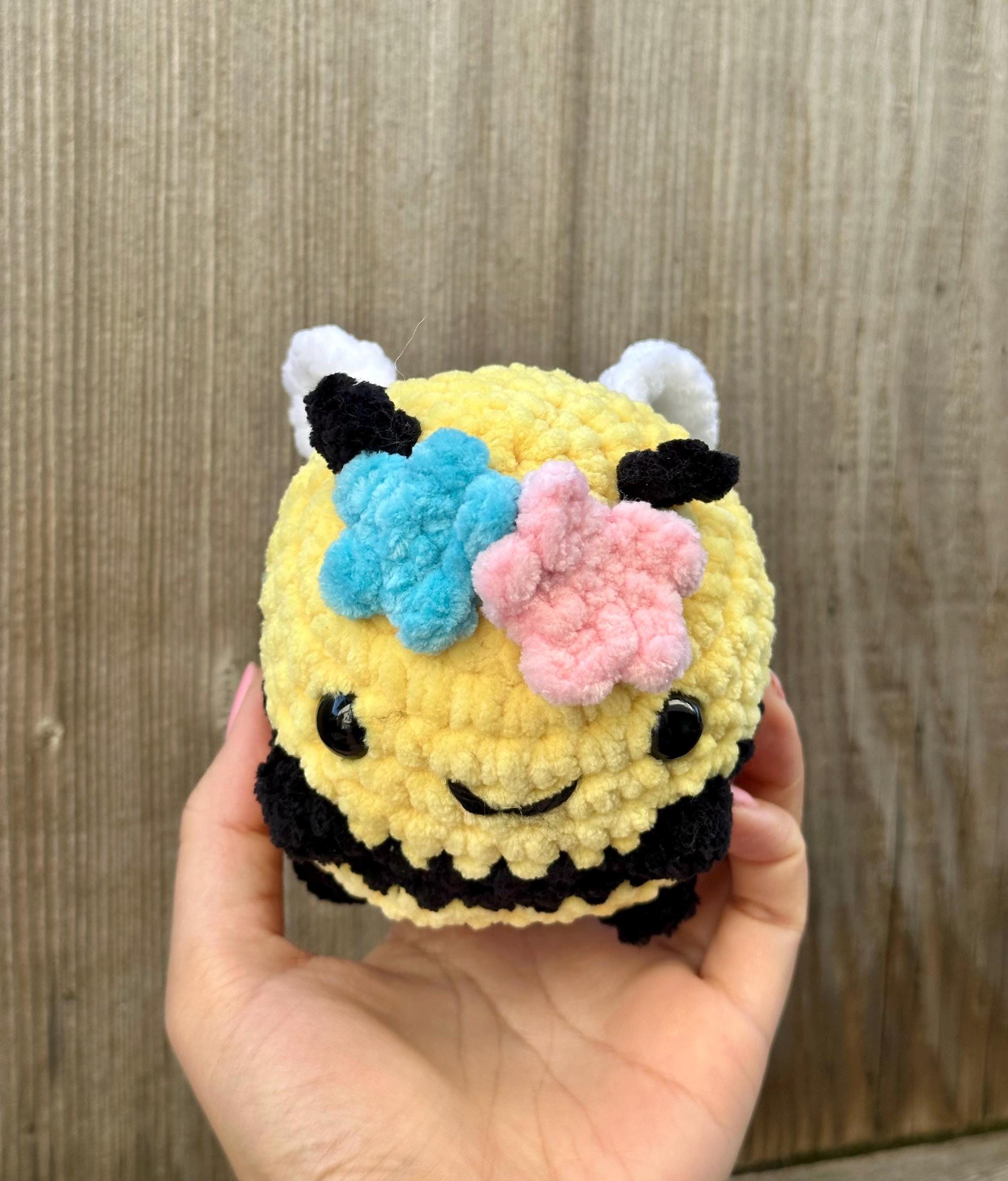 Chonky Flower Bee Crochet Plush Amigurumi - Etsy