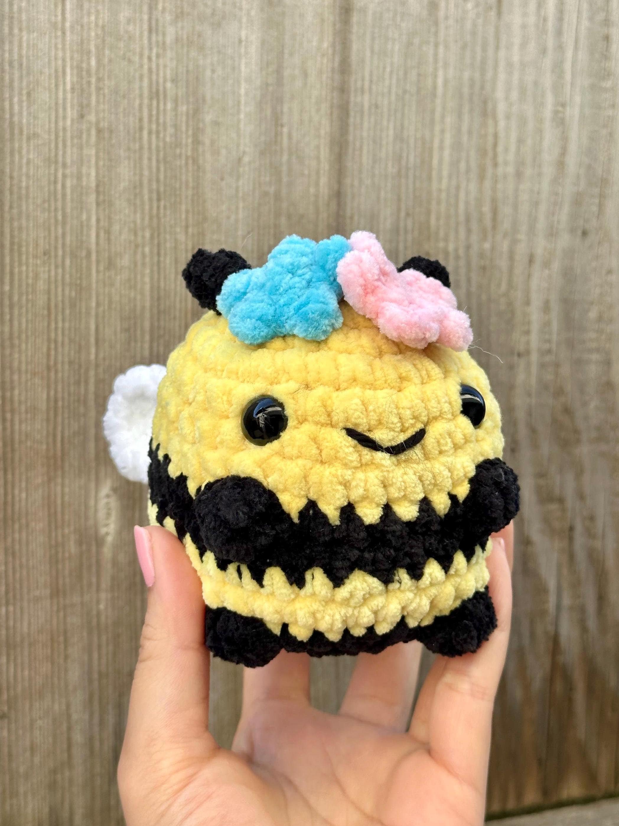 Chonky Flower Bee Crochet Plush Amigurumi - Etsy