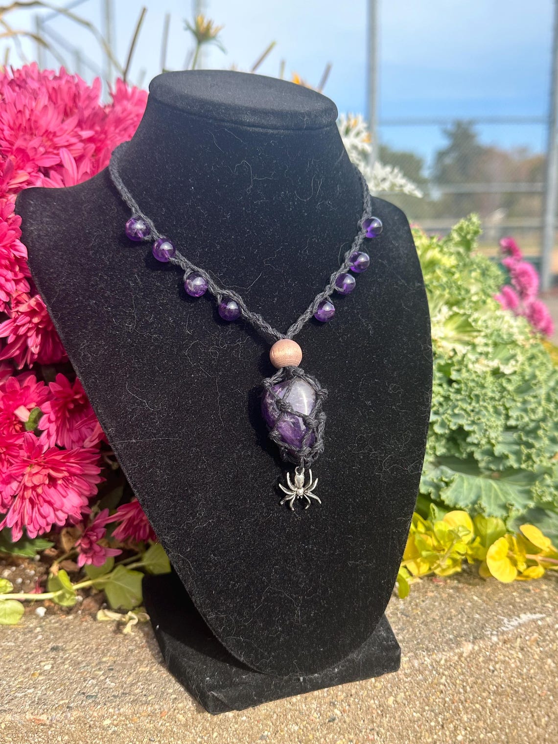 Amethyst Spider Pendent Crystal Holder Macrame Necklace Hemp Cord ...