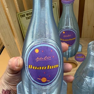 Nuka-cola Quantum – Rare Fallout Themed Prop Bottle - Etsy