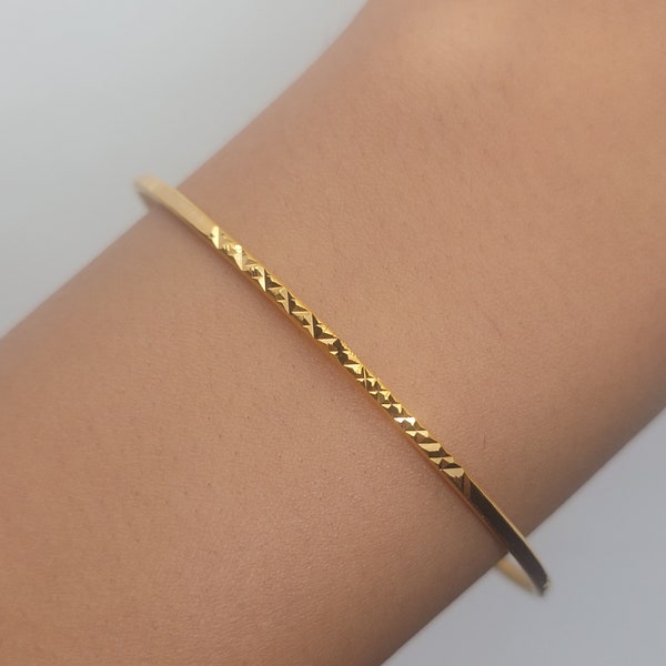 Solid Gold Bangle - Etsy