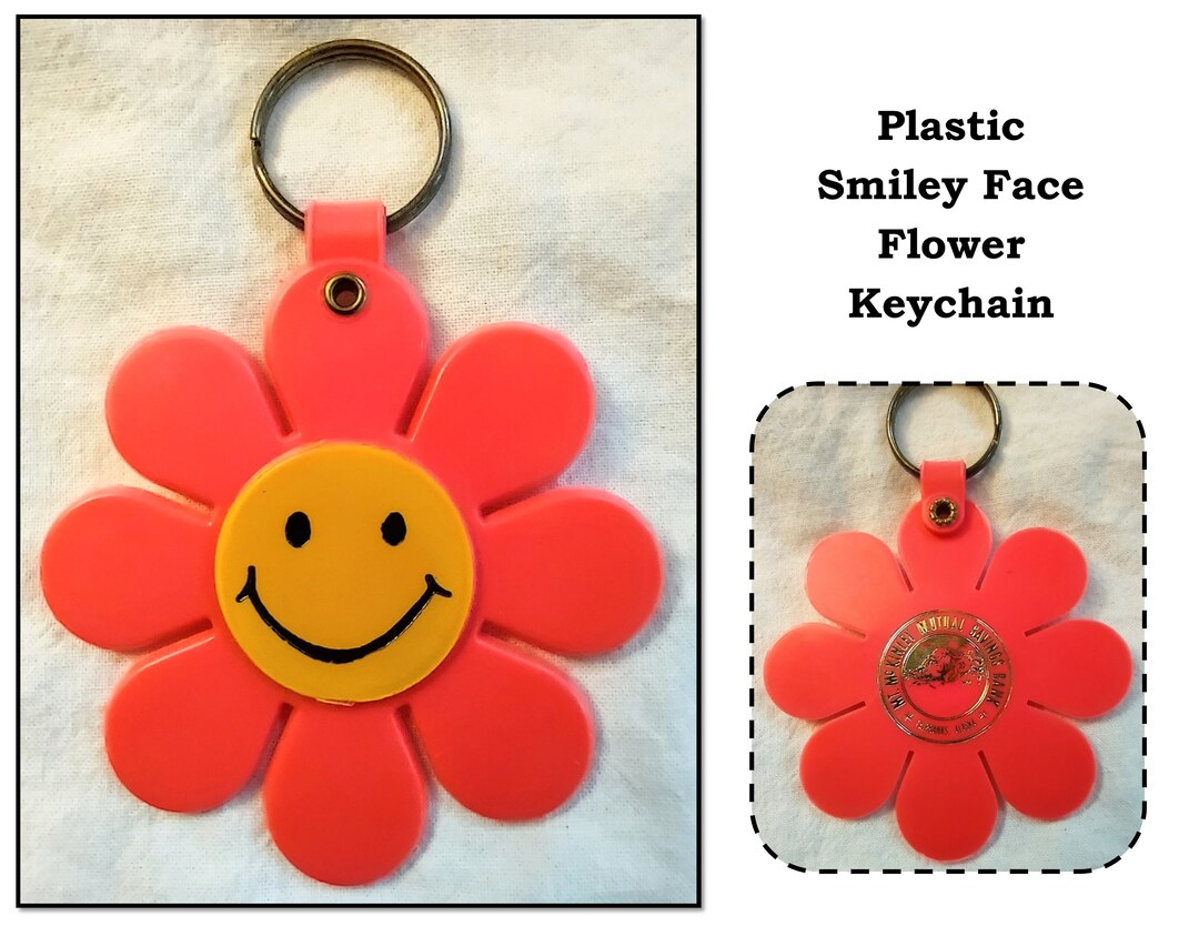 Vintage 70s Smiley Face Pink Flower Advertising Keychain, Mt Mckinley ...