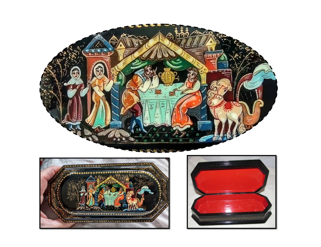 Vintage Hand Painted Souvenir Russian Black Lacquer Trinket Box W/ Man ...