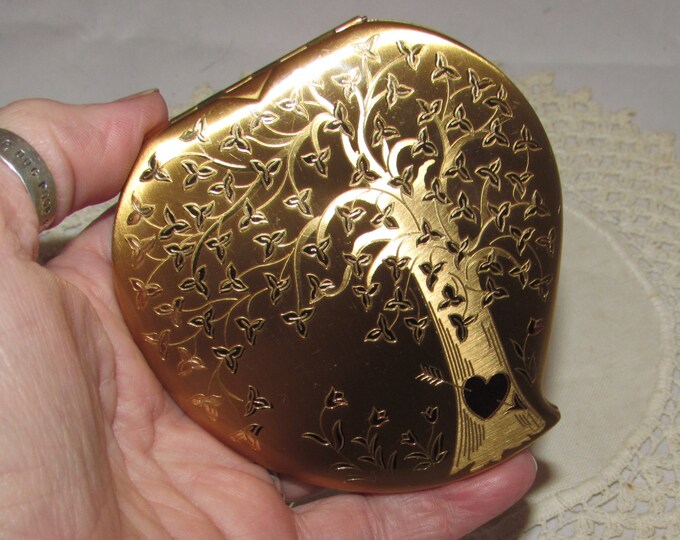 Vintage Heart Shaped Compact With Mirror by Elgin American, Decorated ...