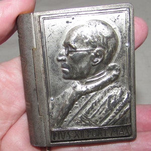 Vintage Book Shaped Pope Rosary Box, Pius XII Pontifex Maximus With ...
