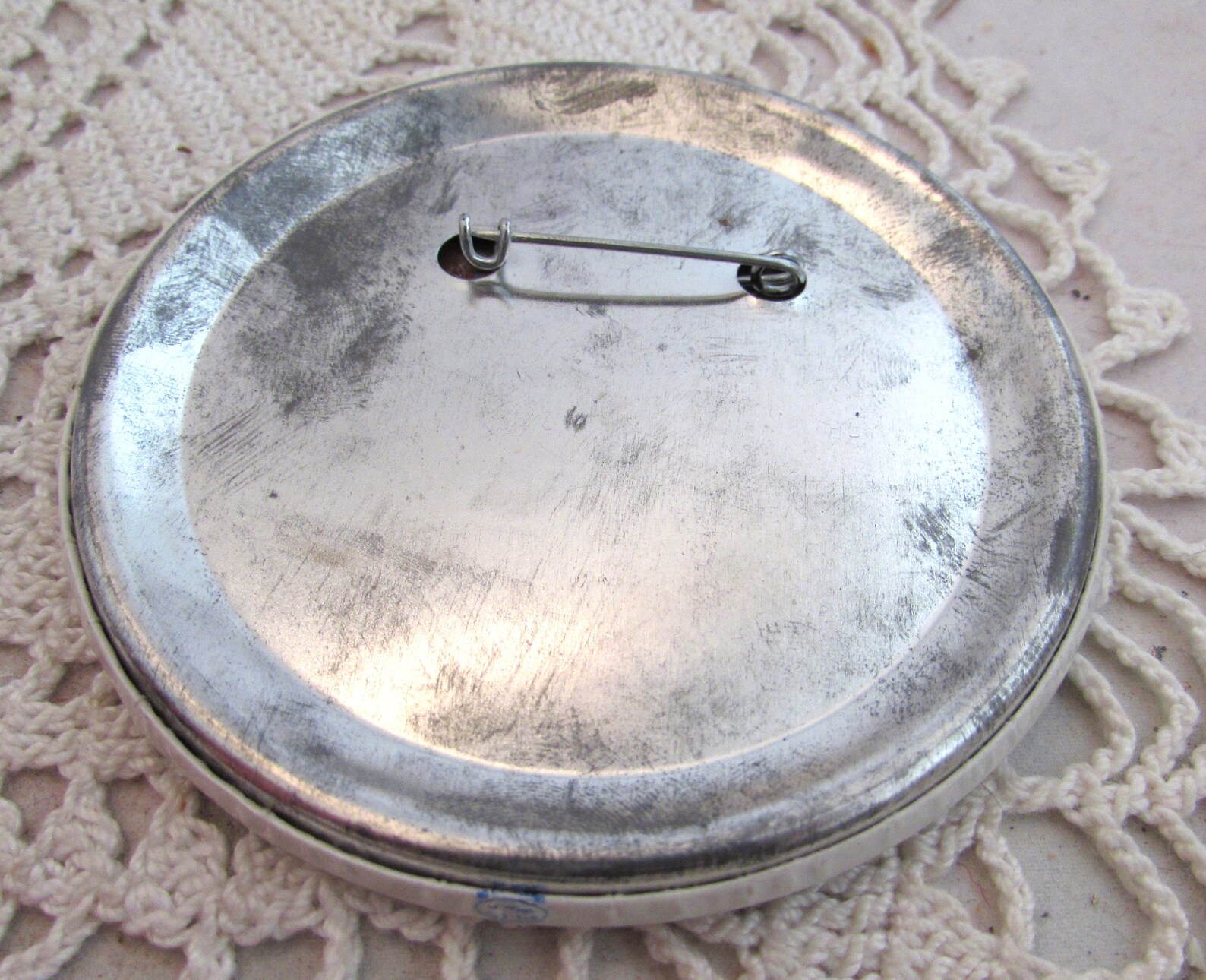 Large Vintage Button Pin, the Acme Top Co, Elect Artie - Etsy