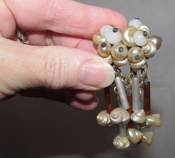 Antique Dangly Mini Shells with Long Glass Bugle Bead… - Gem