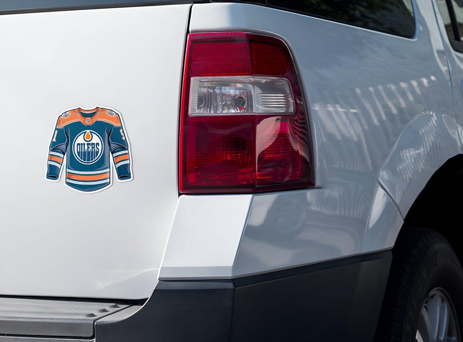 Edmonton Oilers Hockey Team Jersey Fridge Magnet - NHL Memorabilia ...