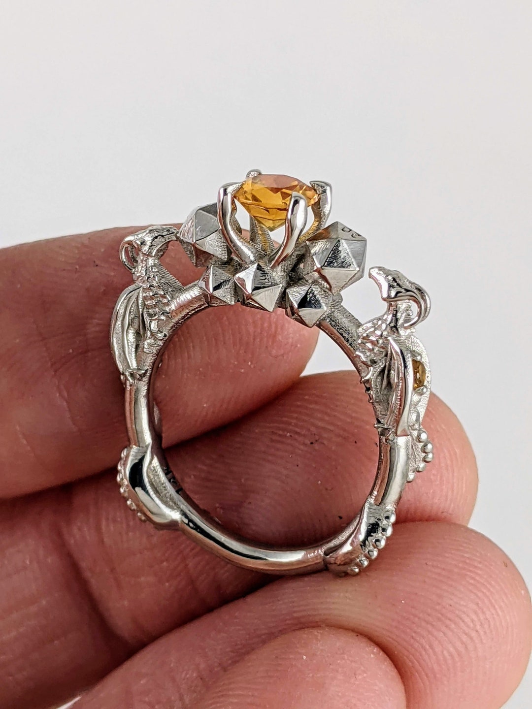 DND Gold Dungeons and Dragons Ring With D20 Dice Color of Your Choice ...