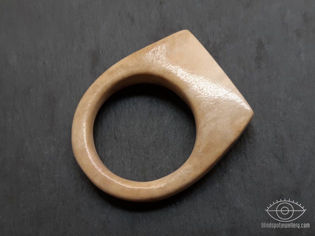 Cattlebone Ring - Etsy