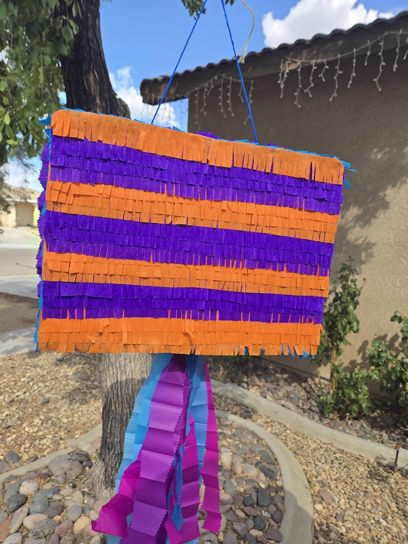Piñata decorativa de KPop Demon Hunter, Rumi, Mira y Zoey, 47,5 x 13,5 ...