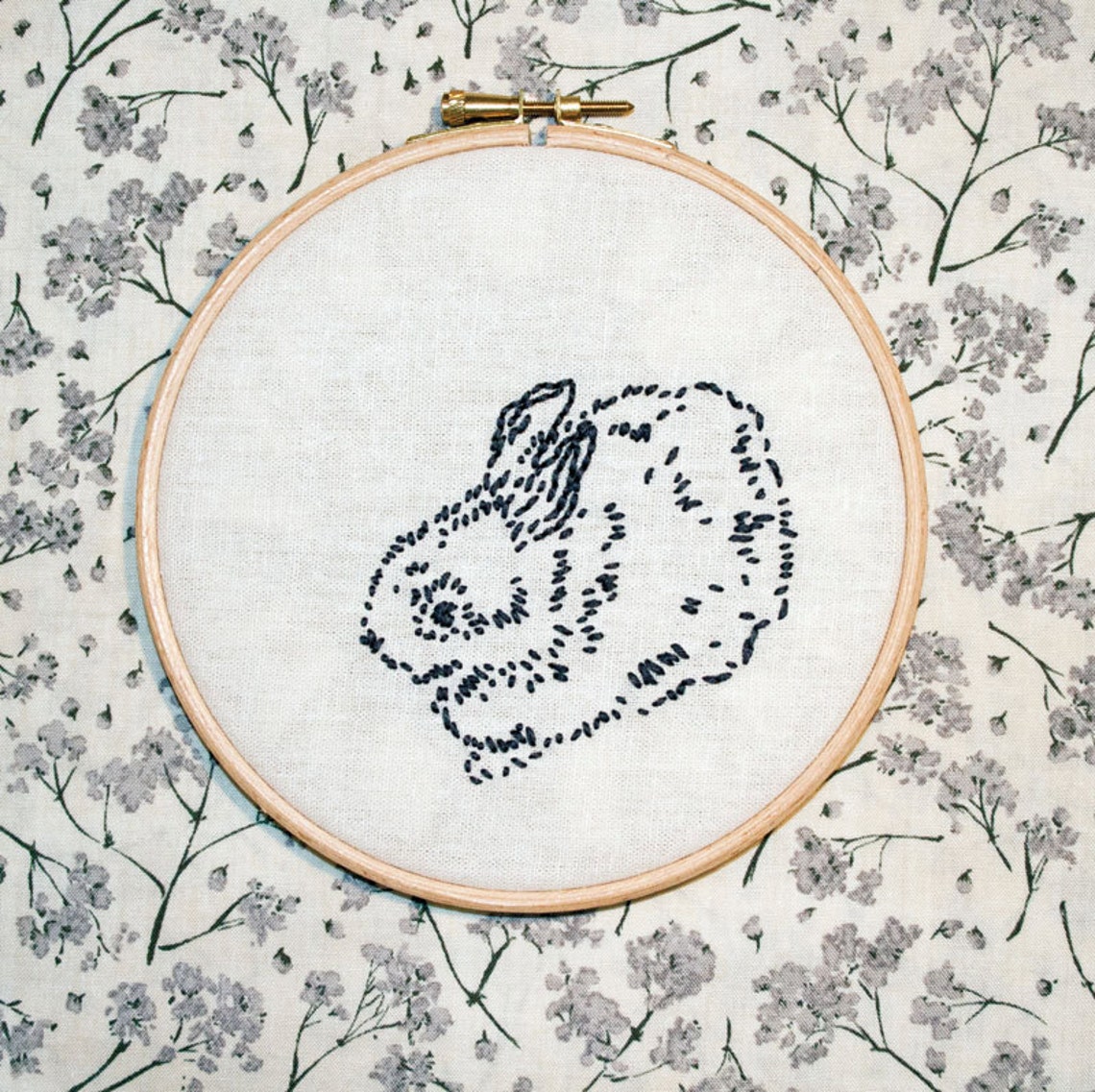 Rabbit - Embroidery Pattern - Create a Delightful Rabbit Embroidery ...