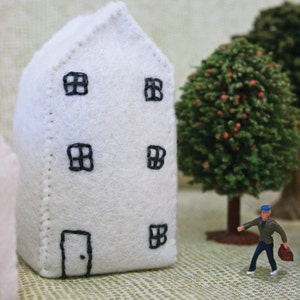Felt Houses Kit - Create Three Fun Little Ornamental Felt Houses With ...