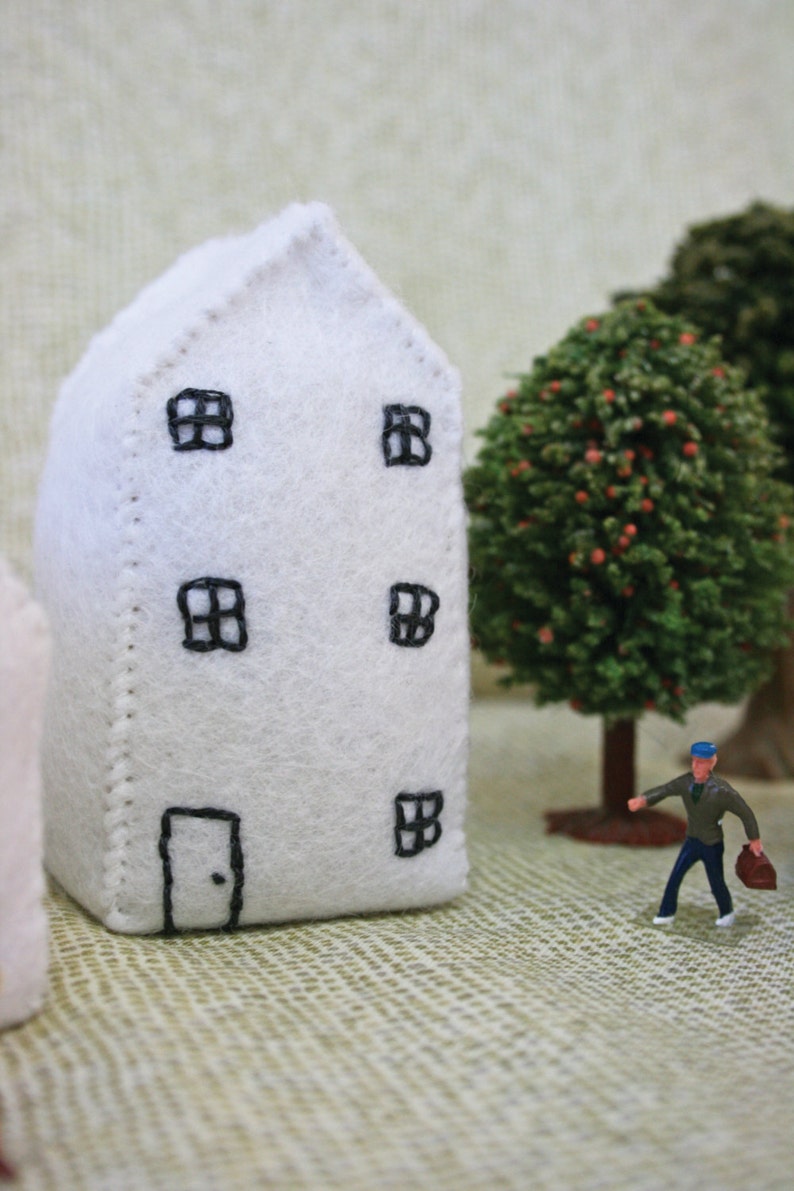 Felt Houses Kit - Create Three Fun Little Ornamental Felt Houses With ...
