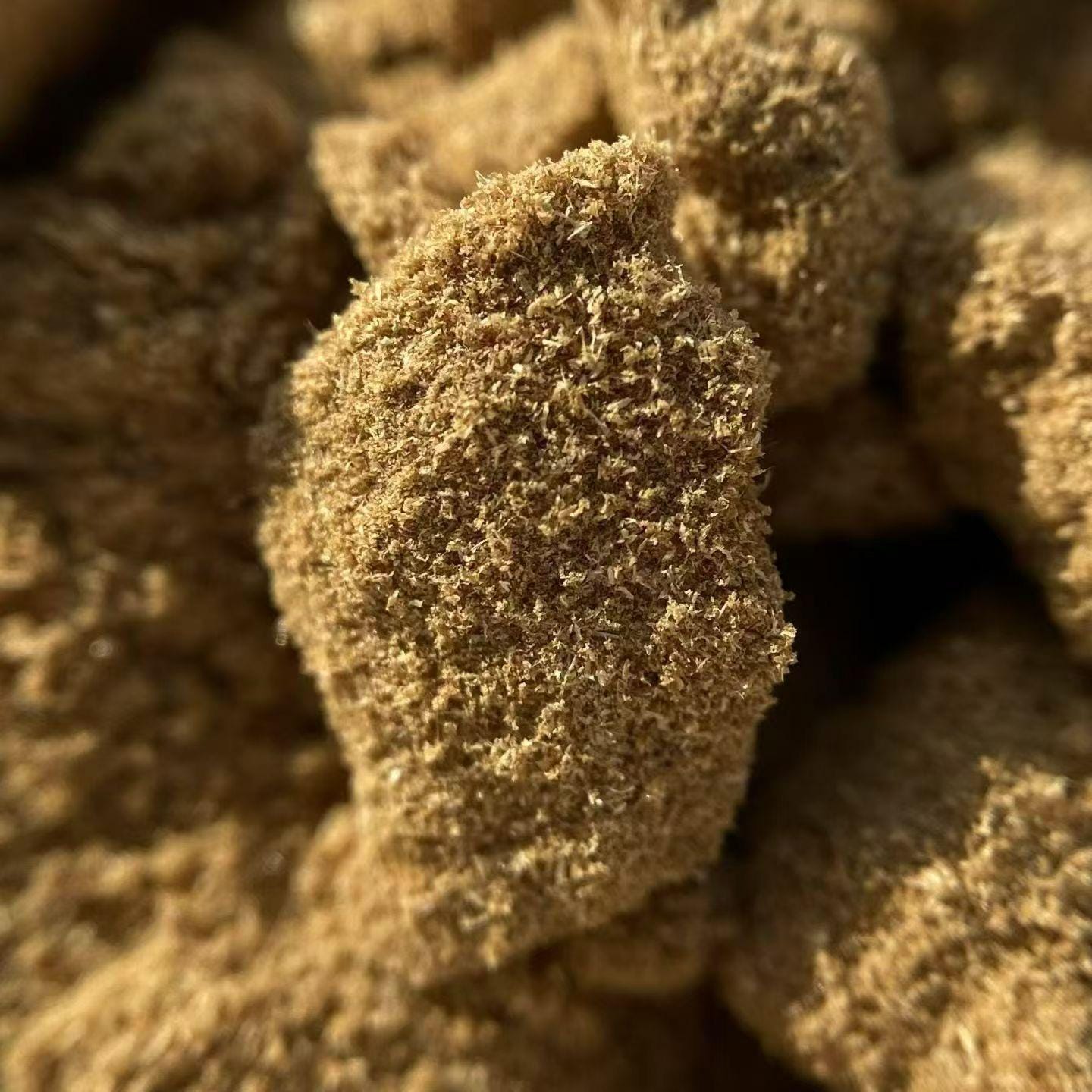 Handcrafted Yellow Kynam Agarwood Powder – Sustainable Hainan Oud for ...