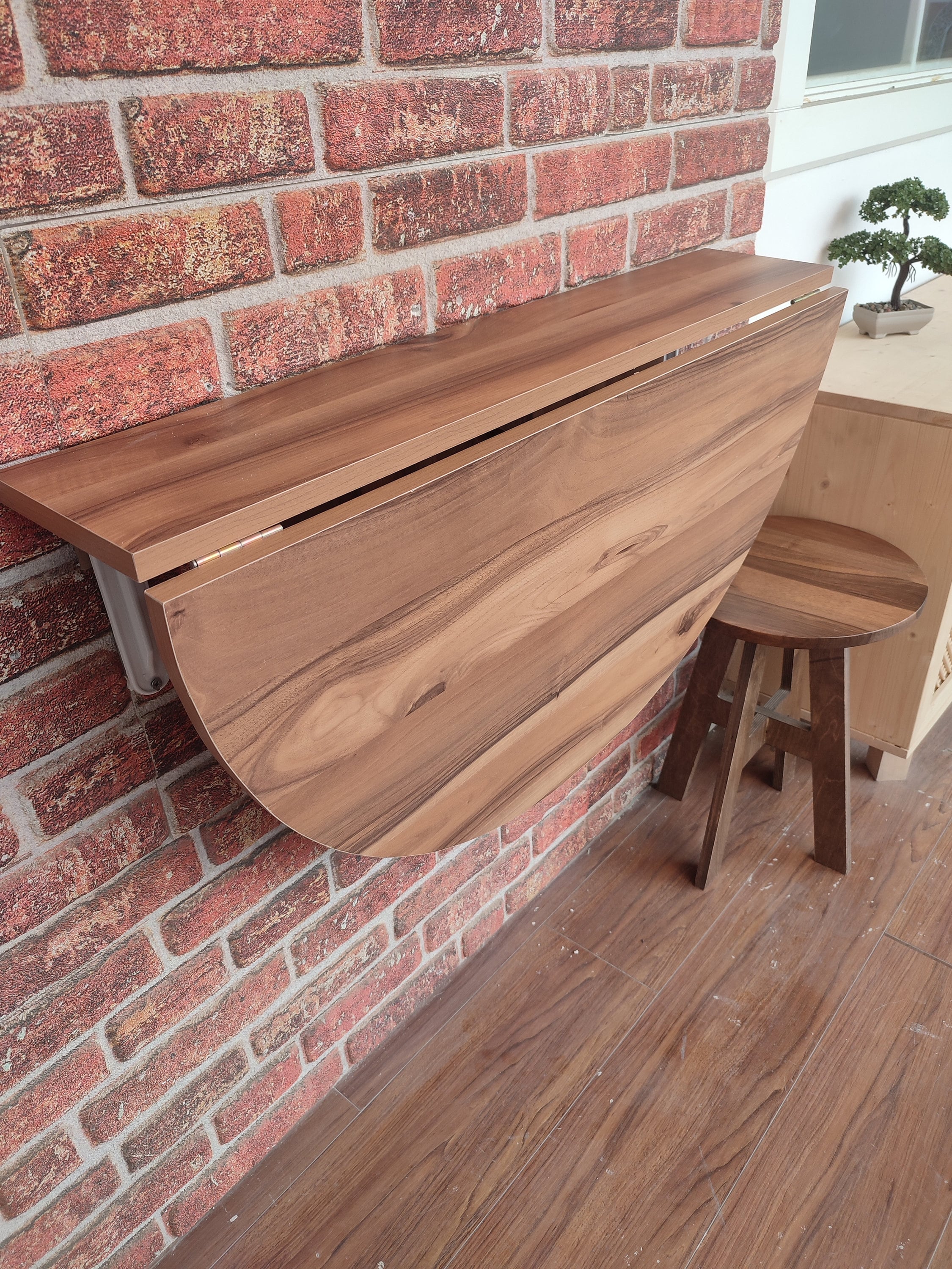 Round Wall Mounted Folding Table With Shelves, Space Saving Table ...