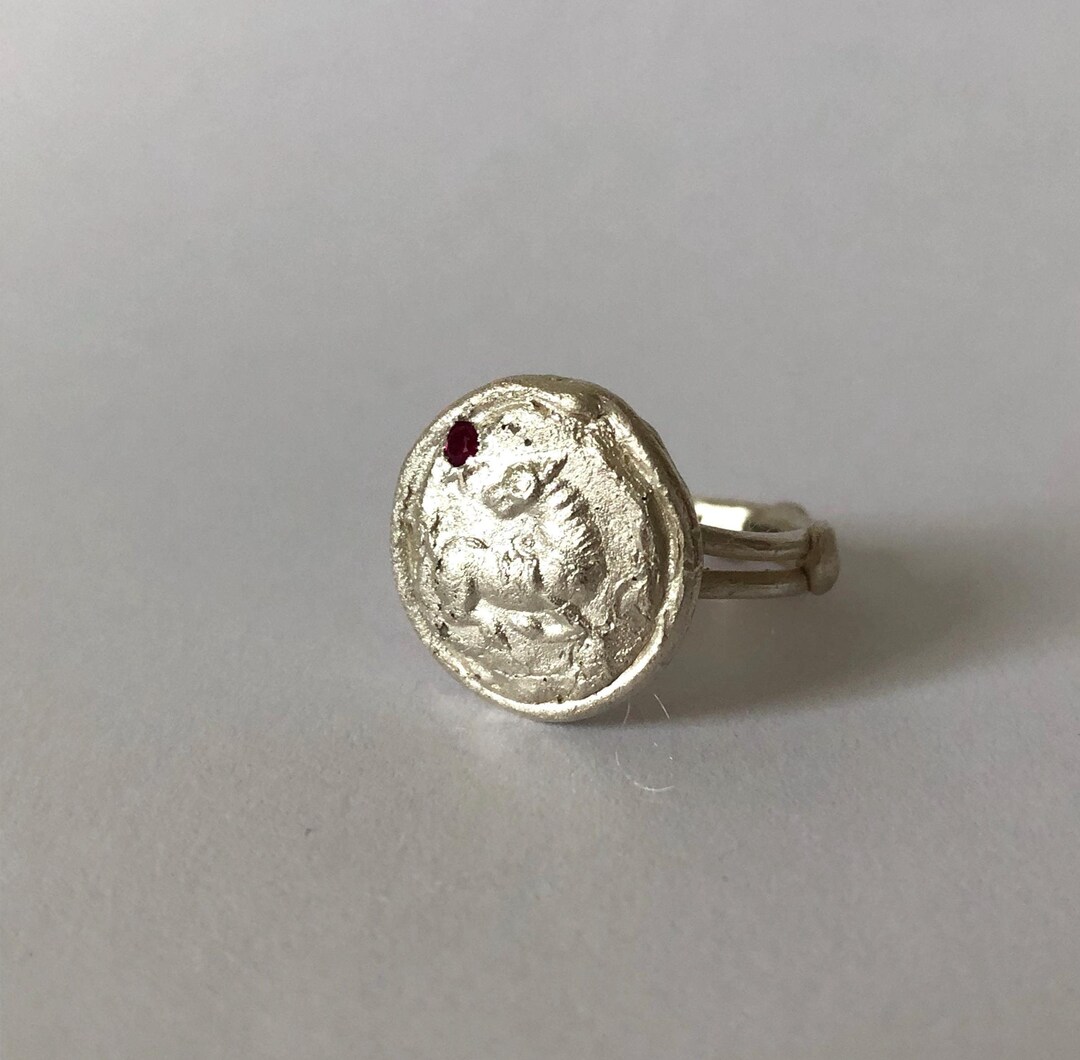 Silver Ring With Sasanian Stamp Seal and Ruby - Etsy