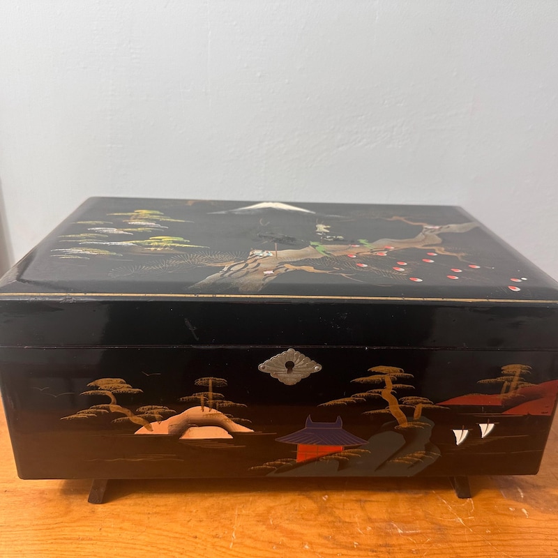 Vintage Asian Music Boxes.. - Etsy