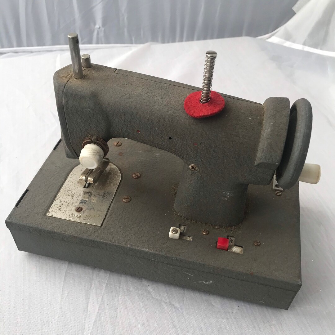 Vintage Kids Ette Sew Sewing Machine Toy - Etsy