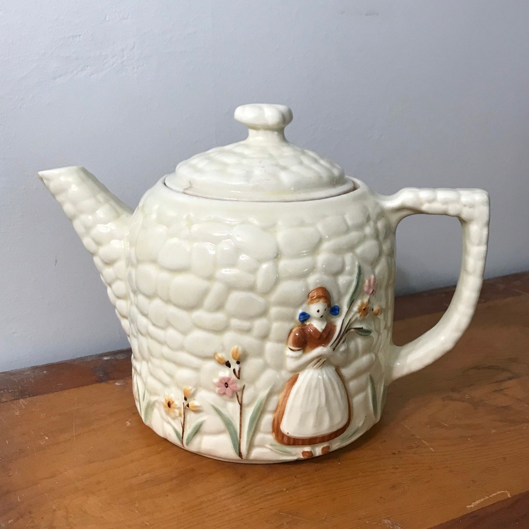 Vintage Beehive Teapot – Farmhouse English Decor, 8-cup - Etsy