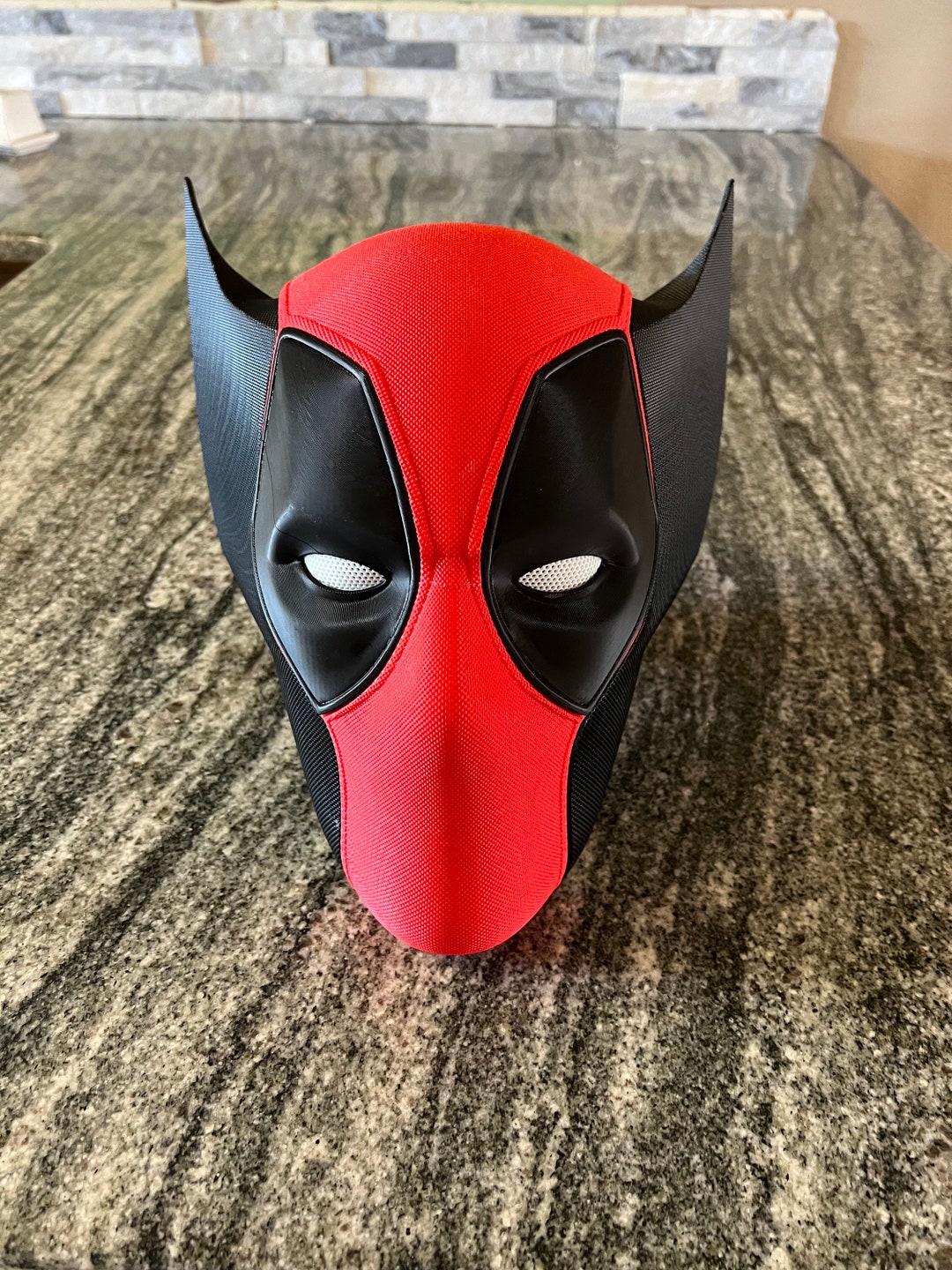 Deadpool/wolverine Mesh Magnetic Helmet. 3D Print Inspired by Deadpool ...