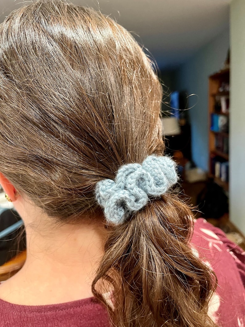 Crochet Ruffle Scrunchie - Etsy