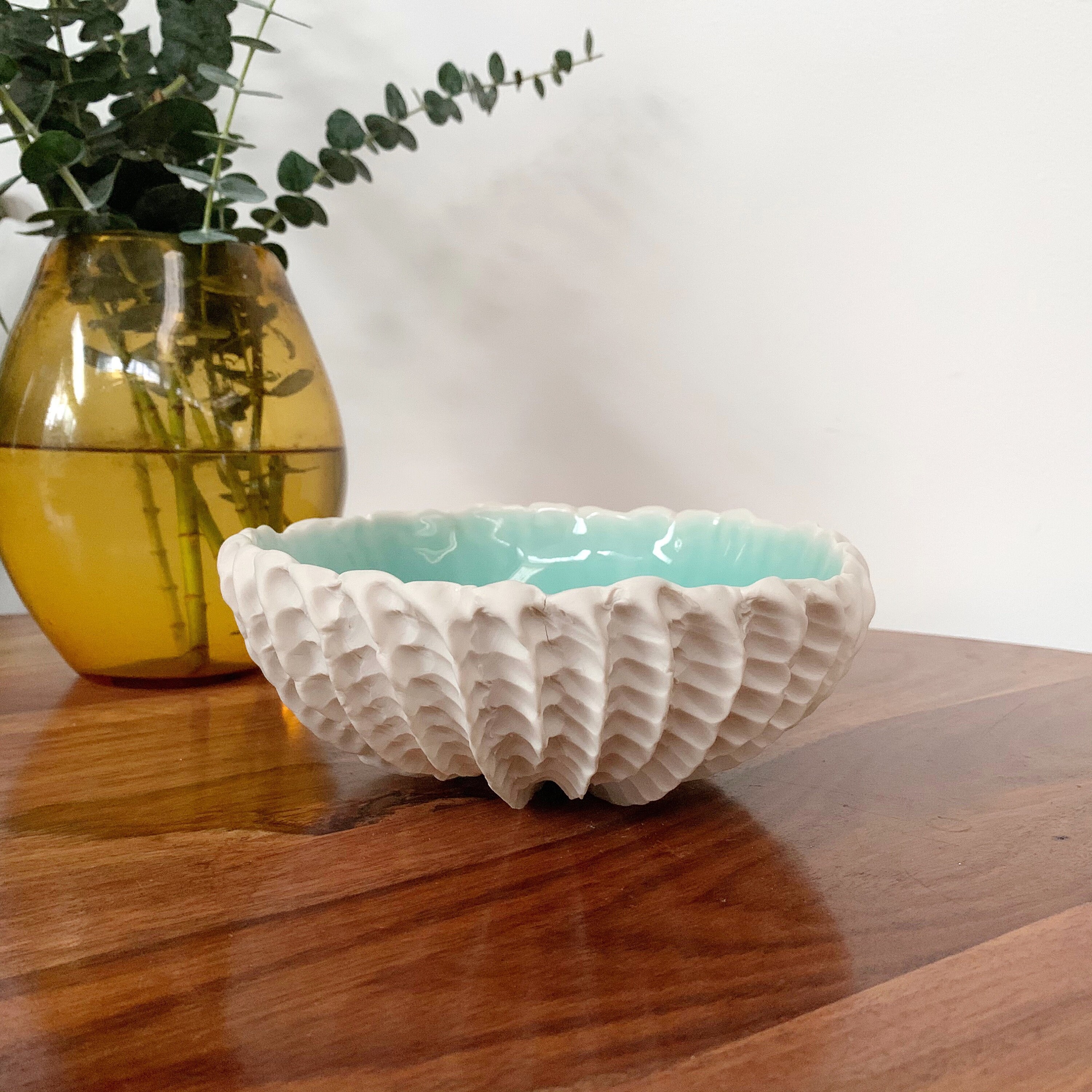Medium Copper Blue Scallop Bowl Aqua Porcelain Bowl White | Etsy