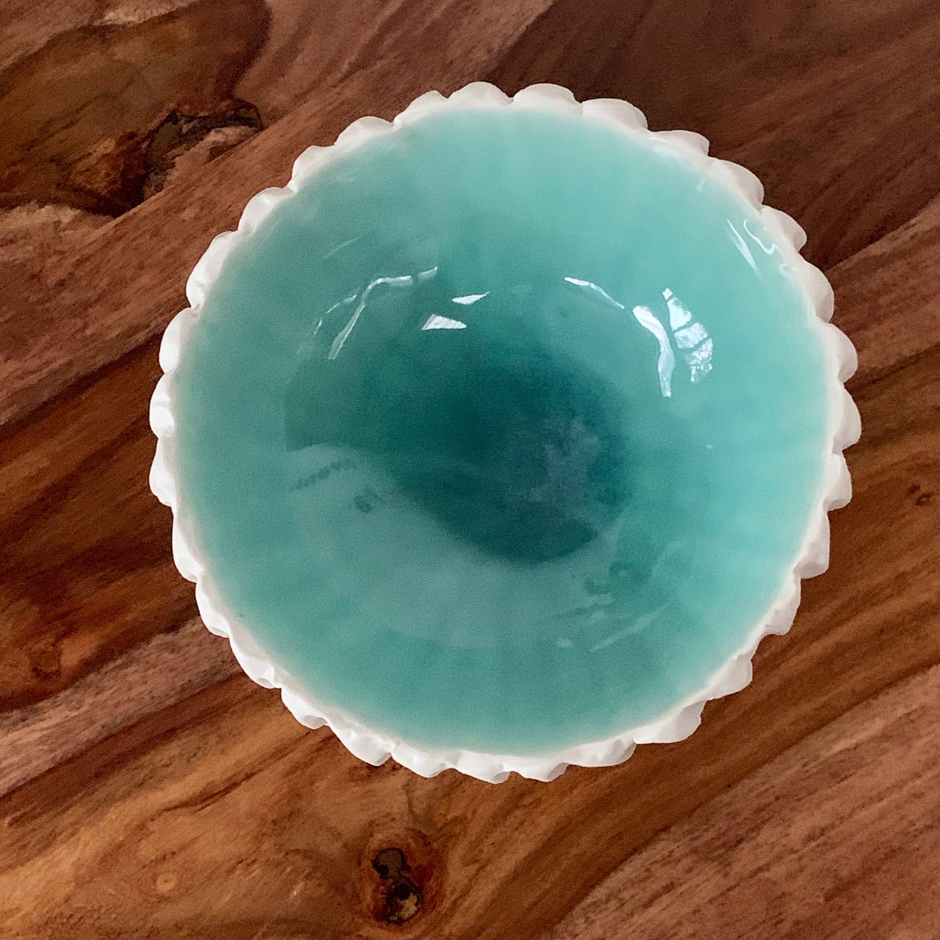 Medium Copper Blue Scallop Bowl Aqua Porcelain Bowl White | Etsy