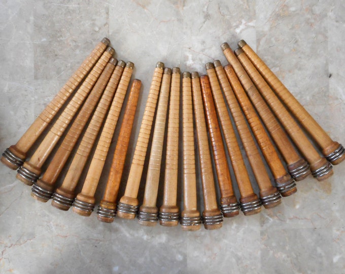 Set of 18 Antique Wooden Spool Bobbins - Etsy