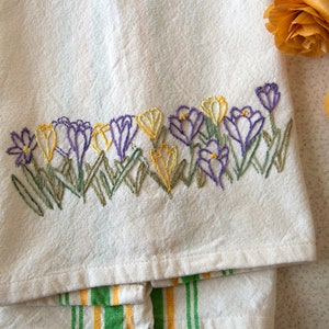 Crocus Flowers Hand Embroidery PDF Pattern Instant Download - Etsy