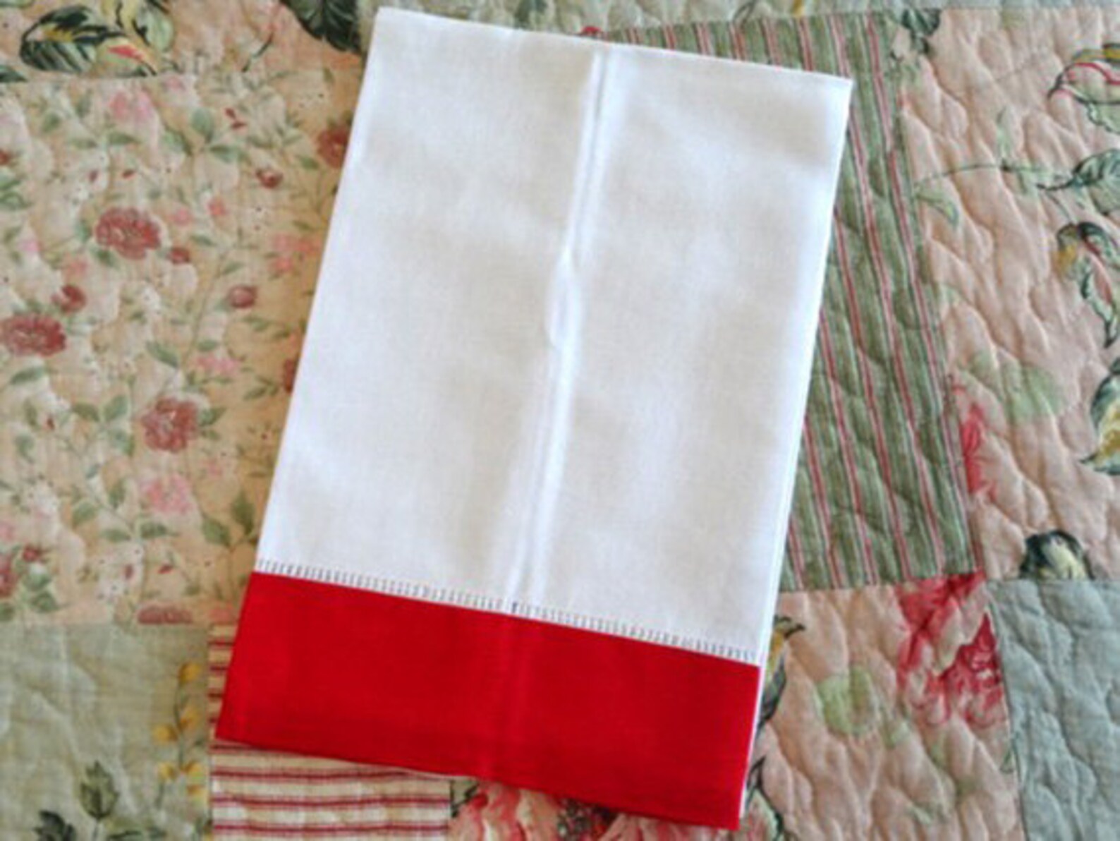 Love Hearts Redwork Linen Towel Hand Embroidery Pattern Kit - Etsy