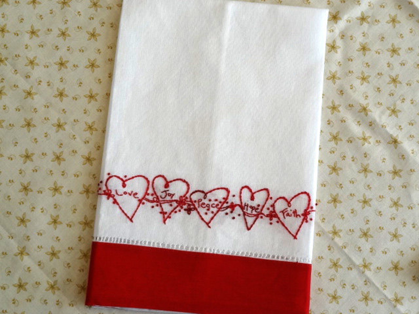 Love Hearts Redwork Linen Towel Hand Embroidery Pattern Kit - Etsy