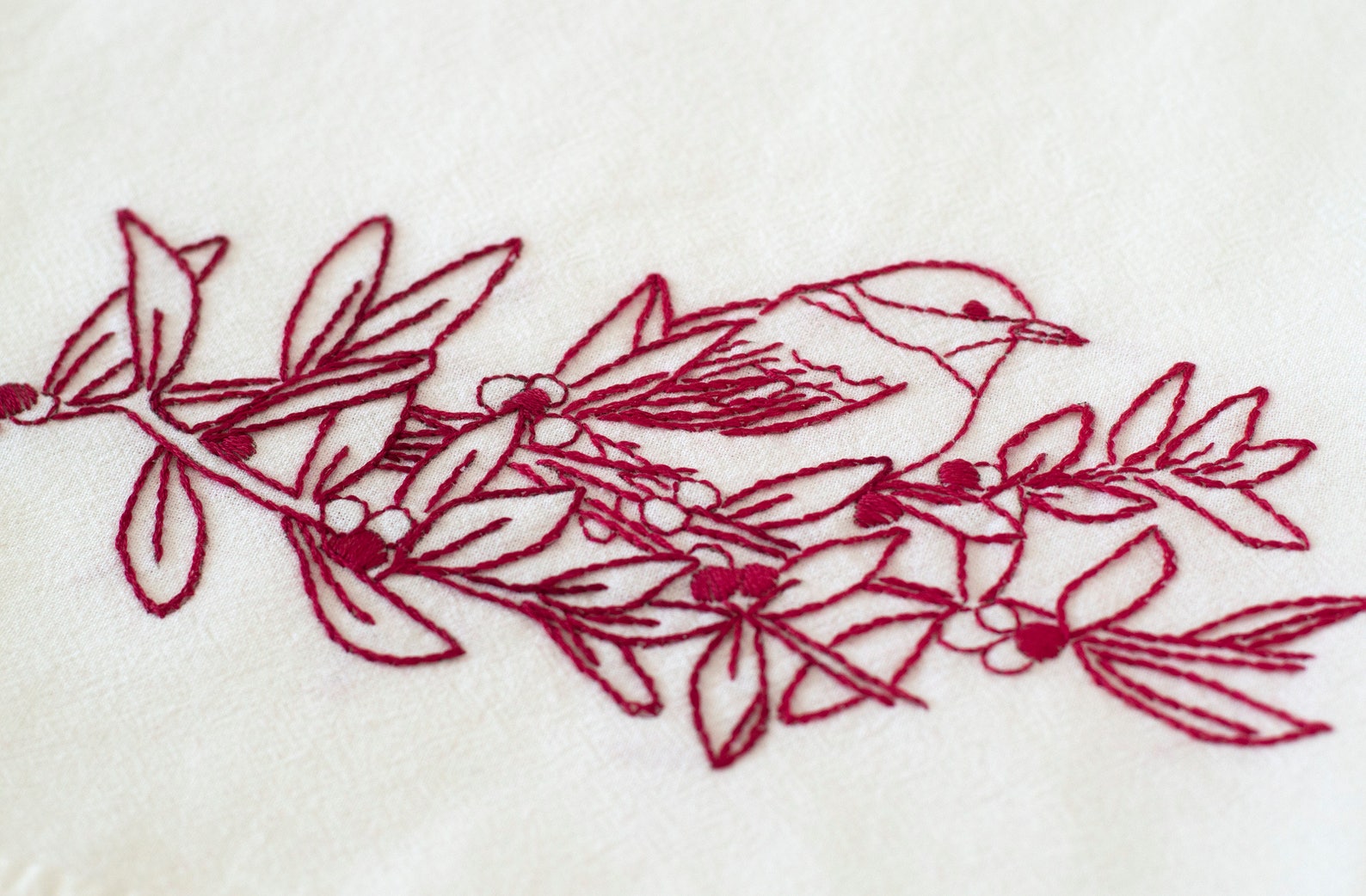 Chickadee Bird Berries Redwork Hand Embroidery Pattern PDF - Etsy