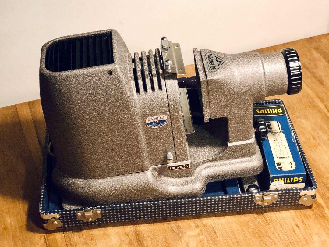 Vintage 1950s Romanslide 300 D Made in Japan - 6 X6 and 35mm Film Slide ...