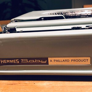 Lovely Vintage 1967 Hermes Baby,portable Typewriter,with Original Case ...
